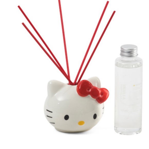 Sanrio | Other | Viral Tiktok Hello Kitty Ceramic Diffuser Nwt | Poshmark